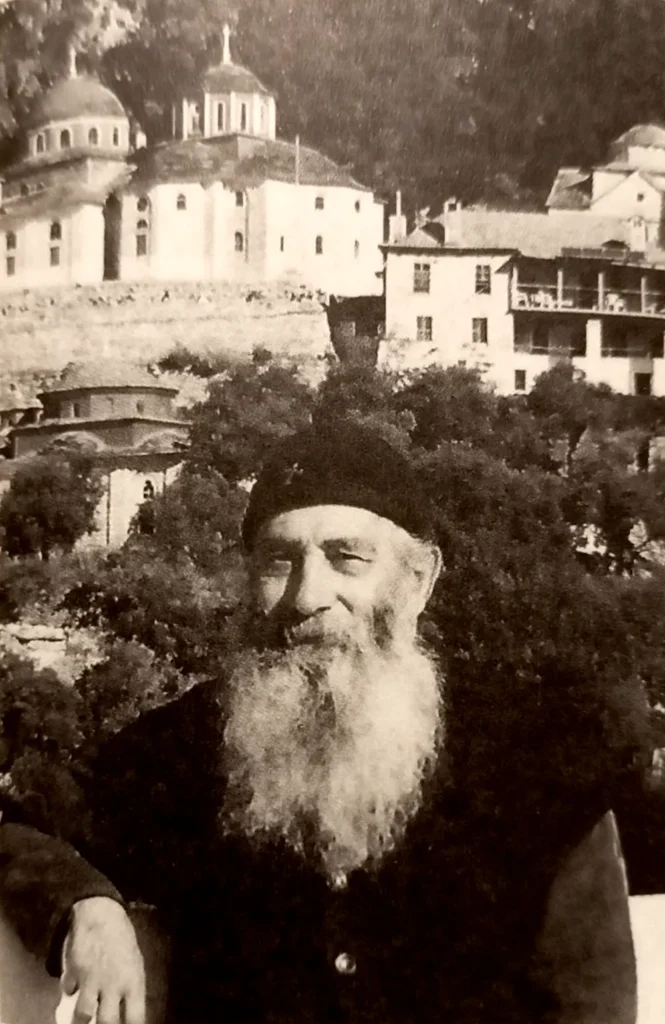 Ὁ γέροντας Βασίλειος Καυσοκαλυβίτης καί τό… ἀτύχηµα τοῦ δεσπότη ...